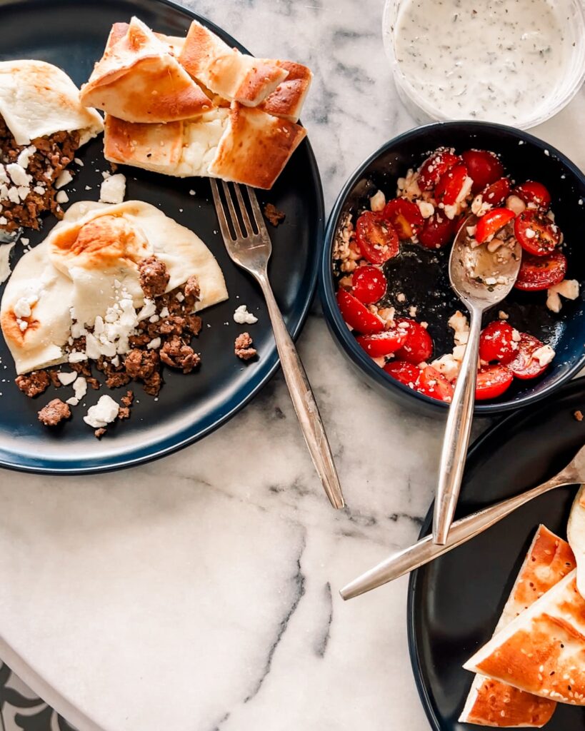 Greek Beef Pita Recipe in 15 Minutes - Blushing Bungalow | So Cute You ...