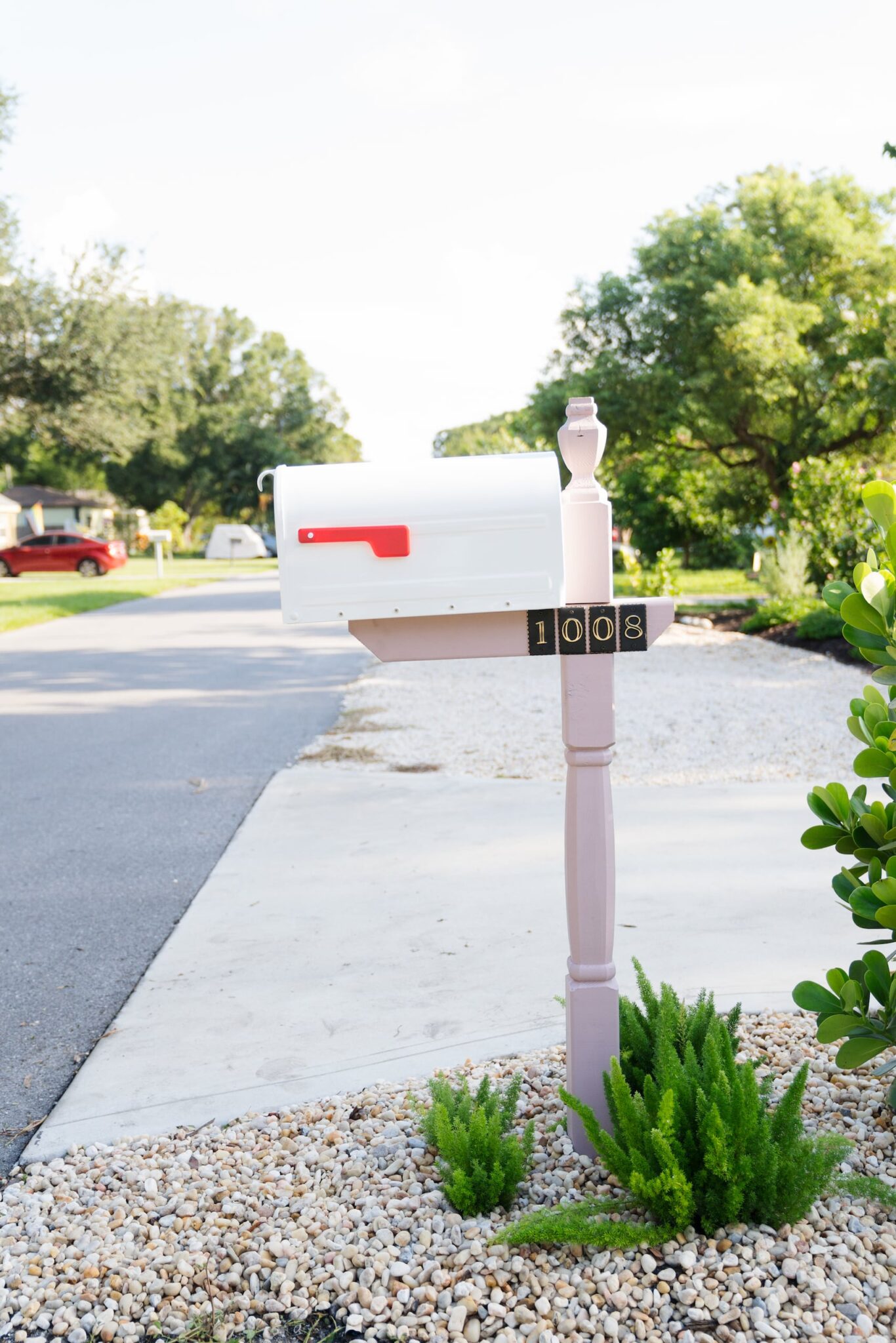 DIY Mailbox Project Makeover - Blushing Bungalow | So Cute You'll Blush ☺️