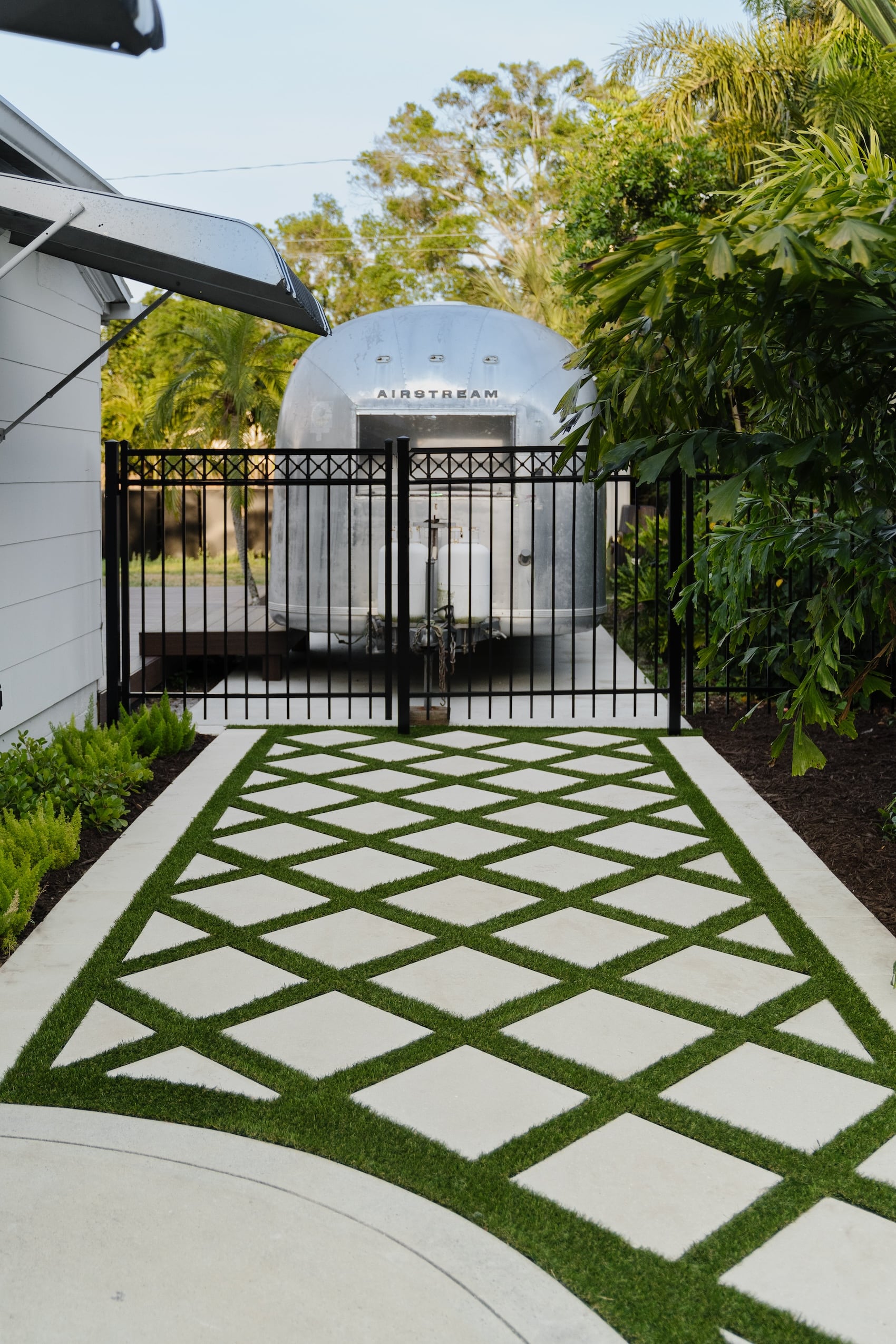 DIY Diamond Paver and Turf Walkway - Blushing Bungalow | So Cute You'll ...